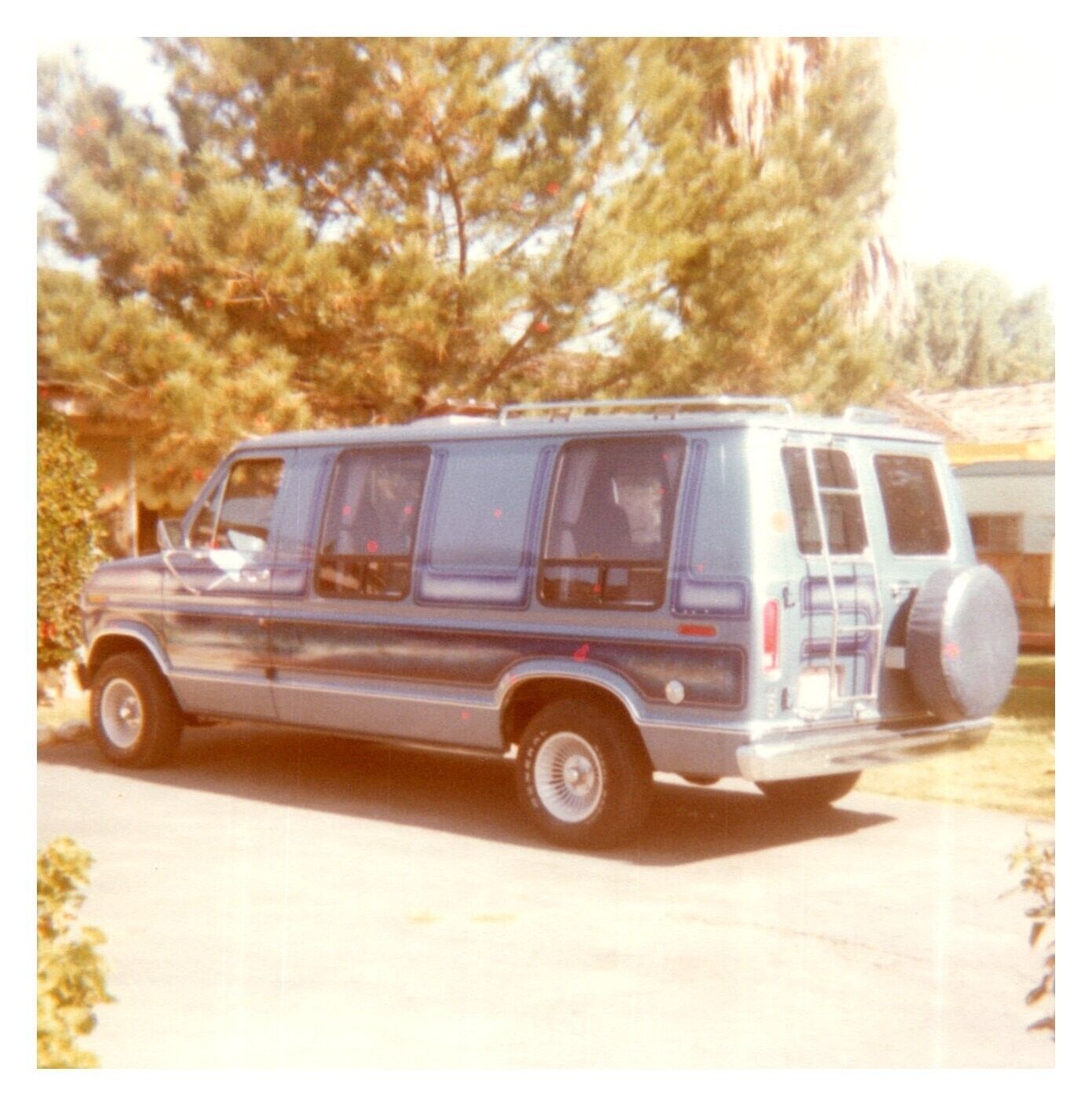 1970s Shady Van Photo Los Angeles CA – techrewinds