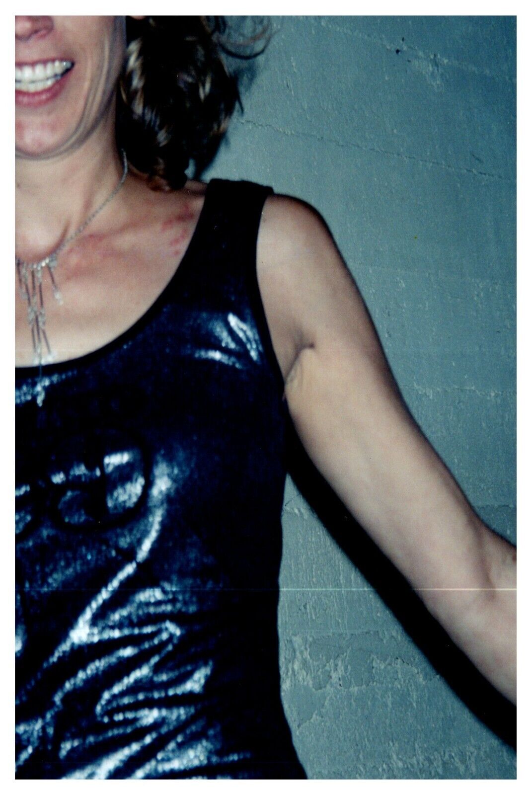 2000s ODD Weird Shot Headless Photo Los Angeles – techrewinds