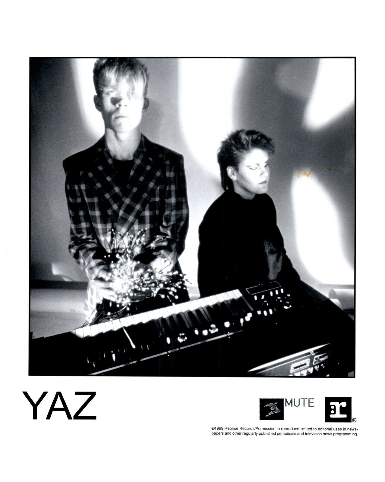2000s YAZ Music Band Promo Press Vintage Original Photo 8x10 – techrewinds