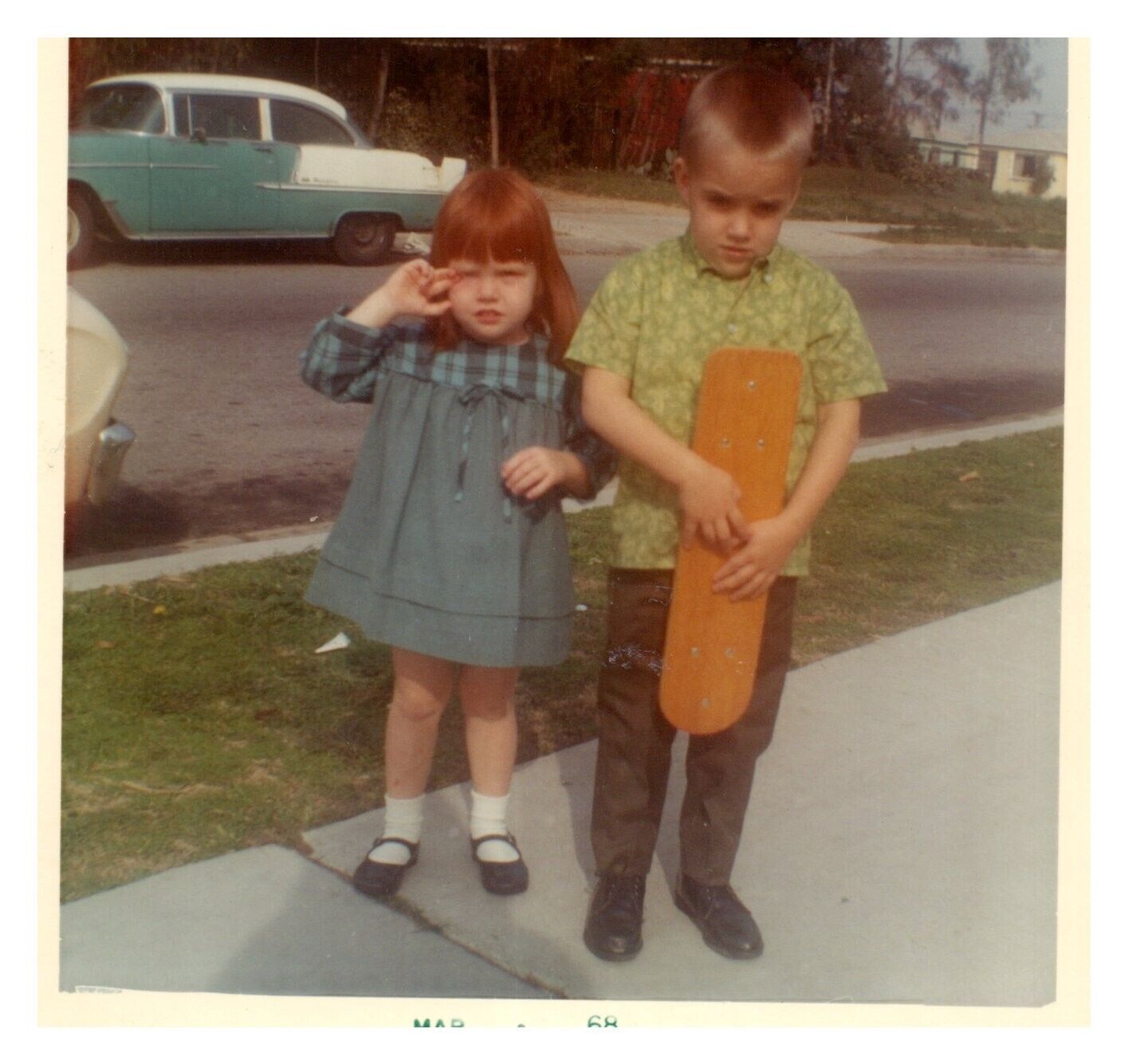 1970s Kids on Easter Day Vintage Photo – techrewinds