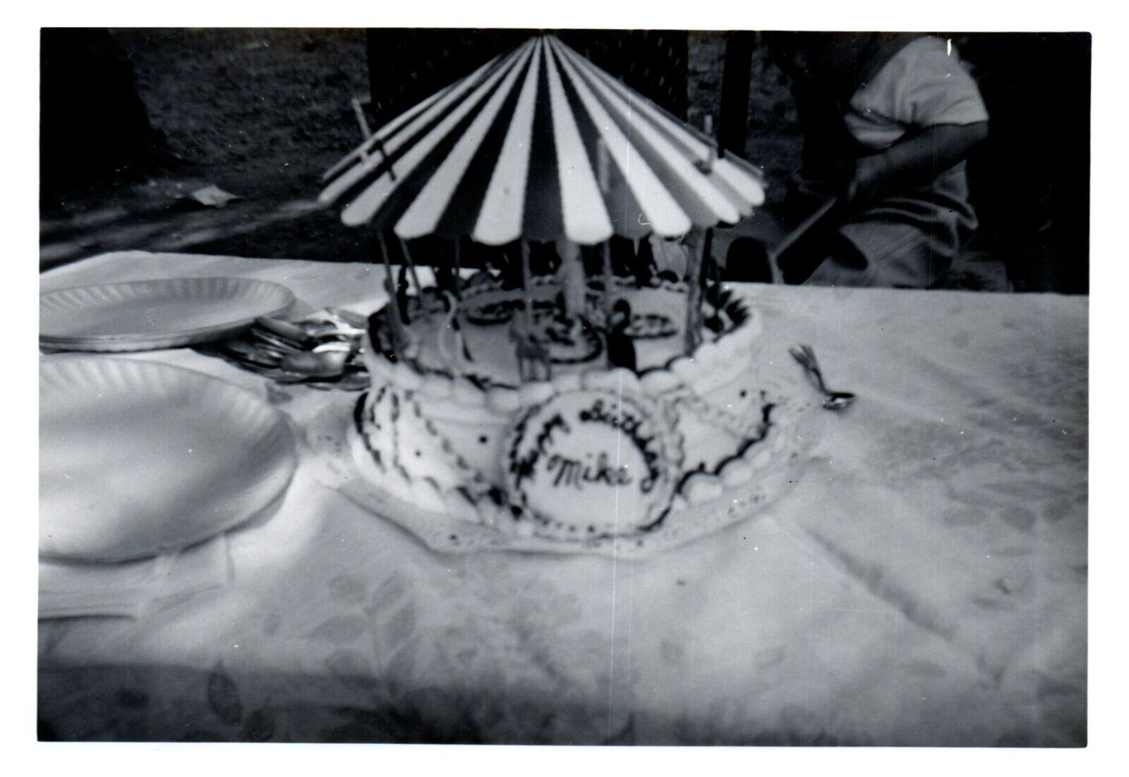 1950s Circus Birthday Cake Vintage Photo Los Angeles – techrewinds