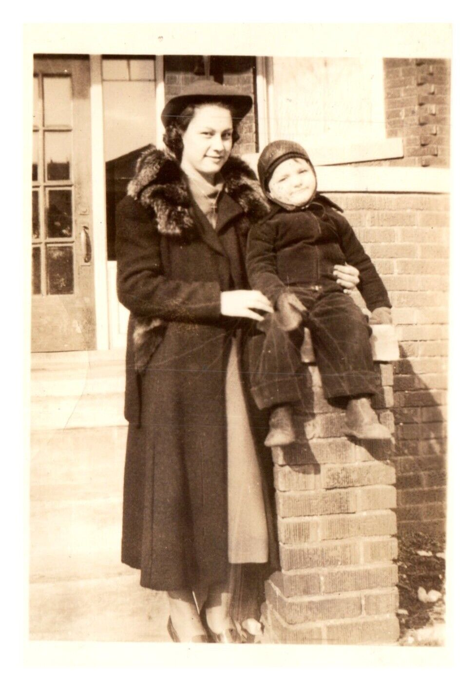 1920s Funny Face Boy With Mother Vintage Snapshot Photo – techrewinds